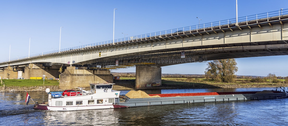 A12 IJsselbruggen: afsluitingen fietspad onder de brug