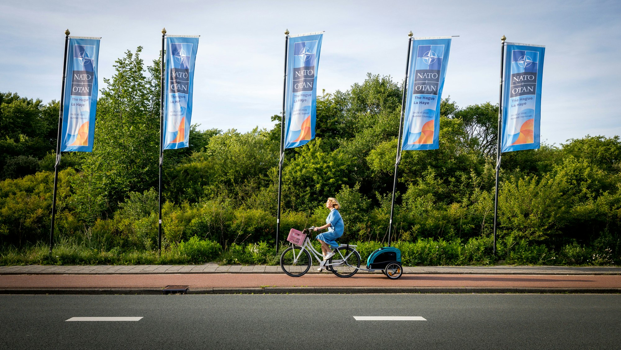 NATO summit: from fears for gridlock to a smooth operation
